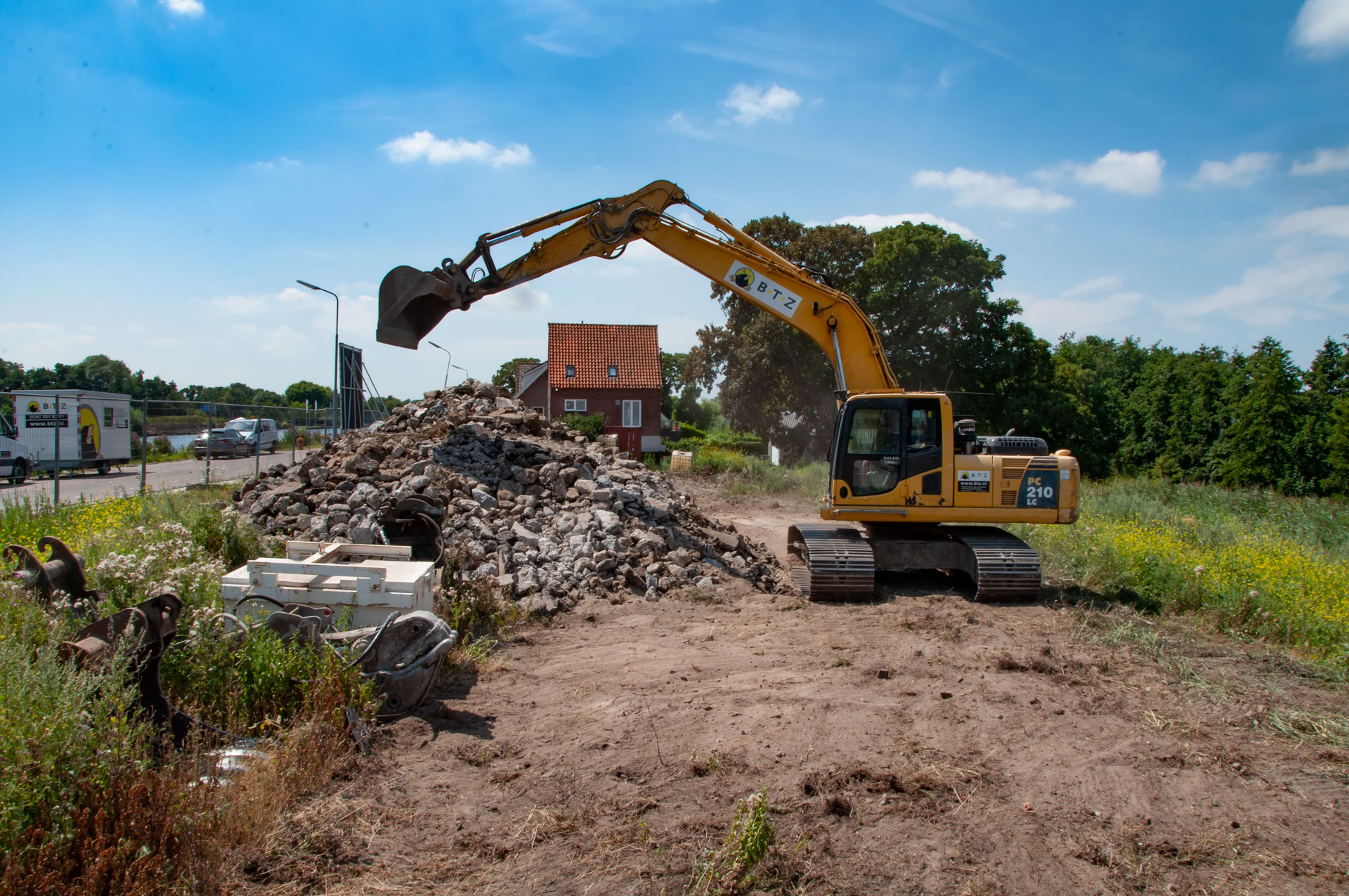 Puin zeven en afval scheiden - BTZ